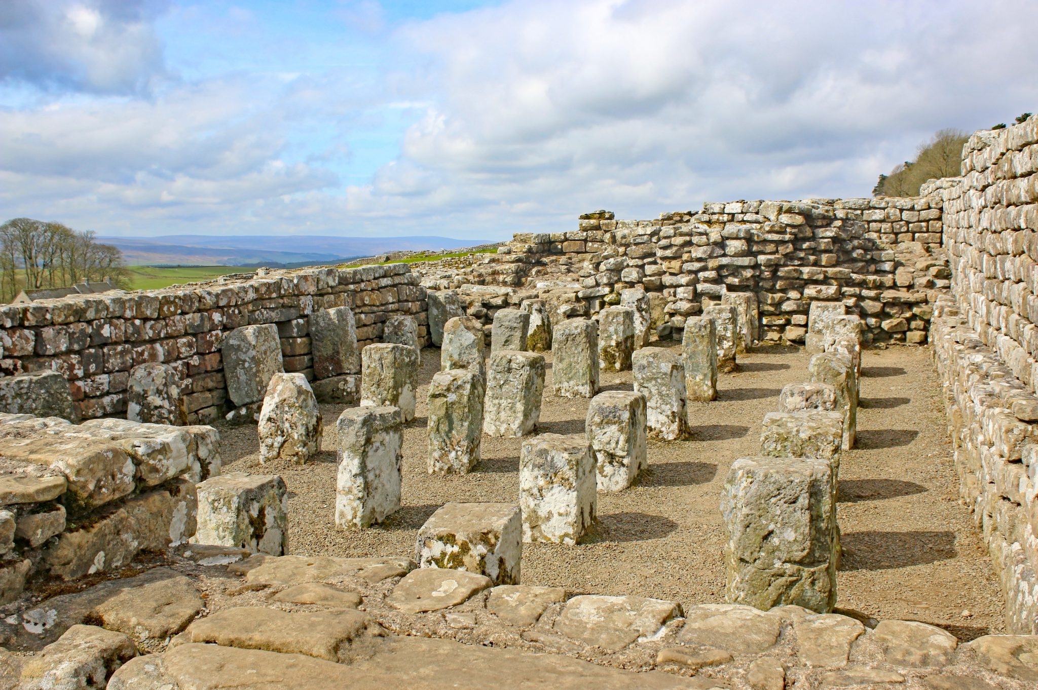 What to see at Housesteads Roman Fort | Mickledore Travel